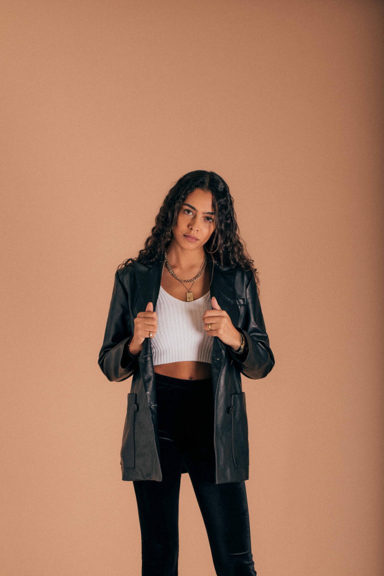 Swiss Based Singer— Naomi Lareine Releases Visuals For "Save You"